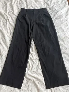 Uniqlo | Pants & Jumpsuits | Uniqlo Black Wideleg Pleated Dress Pants ...
